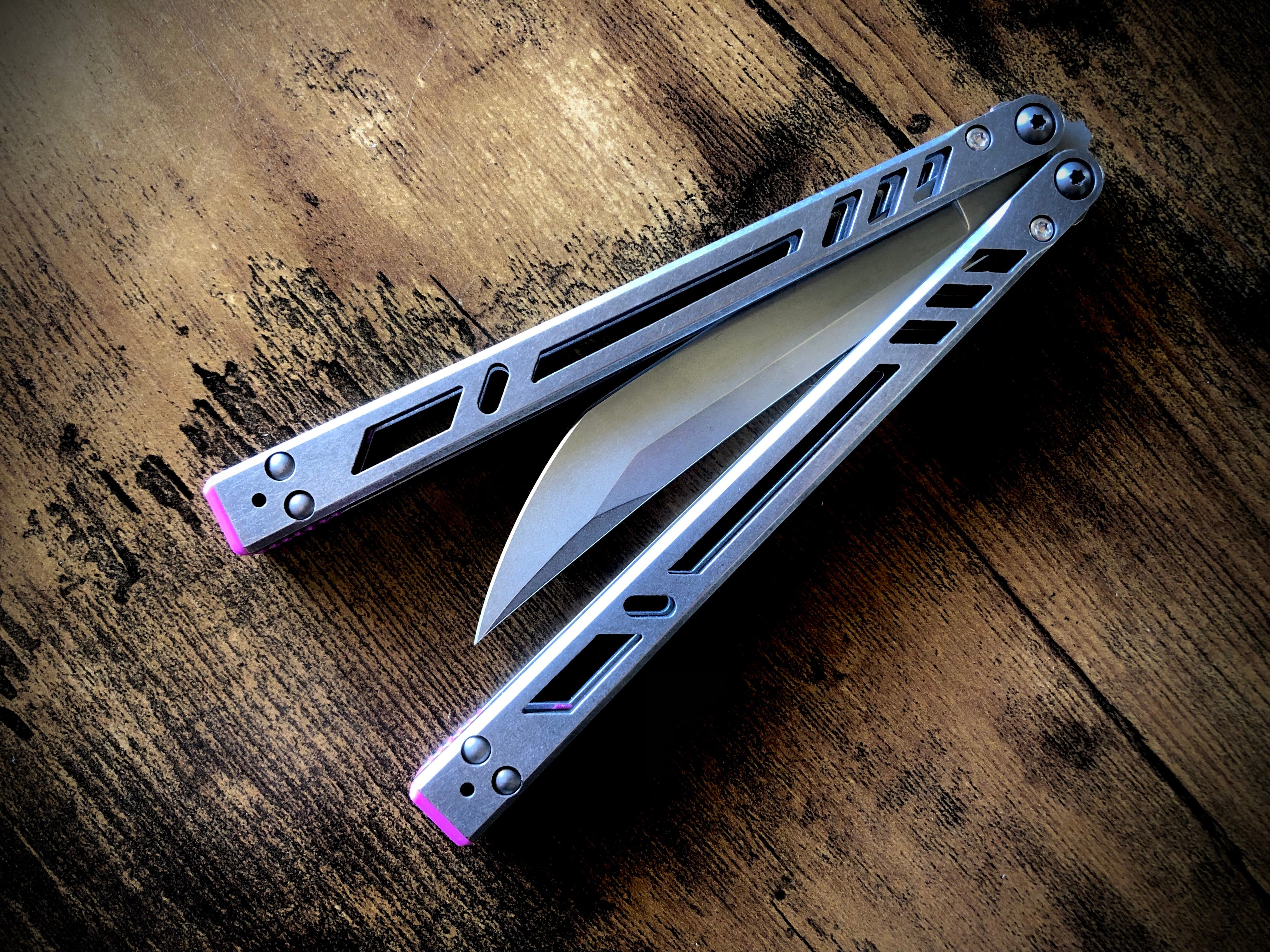 Balisong Rentals [Beta] – Zippy Balisong LLC